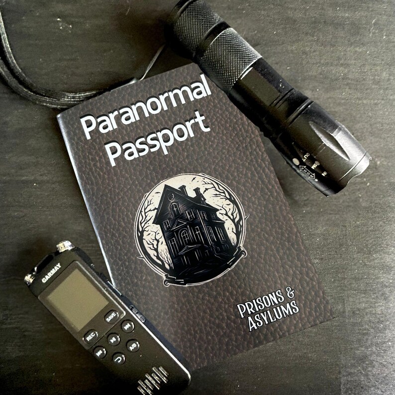 Haunted Prisons & Asylums: Ultimate Ghost Hunter's Guidebook for ...