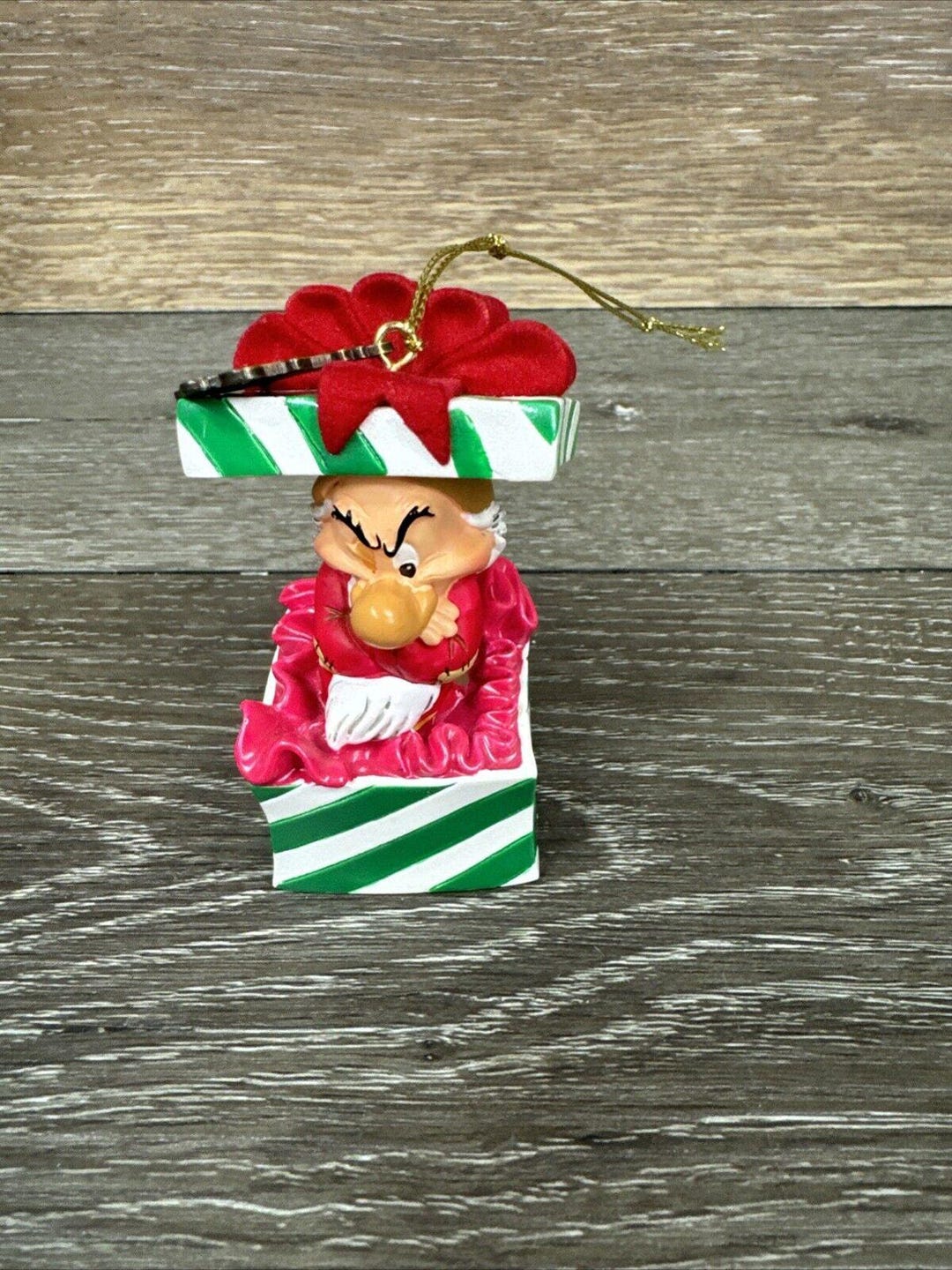 Disney Grumpy Gift Box Ornament Figurine & Momento Charm - Snow White ...