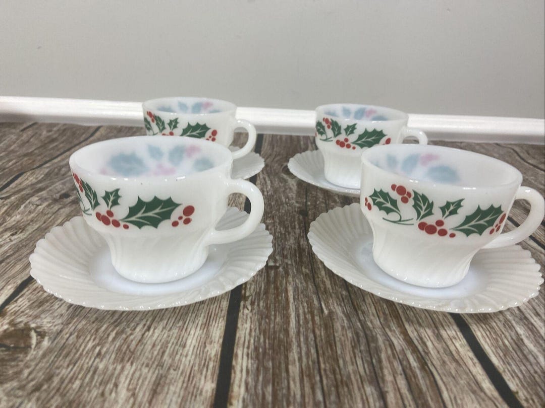 Set of 4 Termocrisa Milk Glass Cups & Saucers Red Berry Green Holy - Etsy