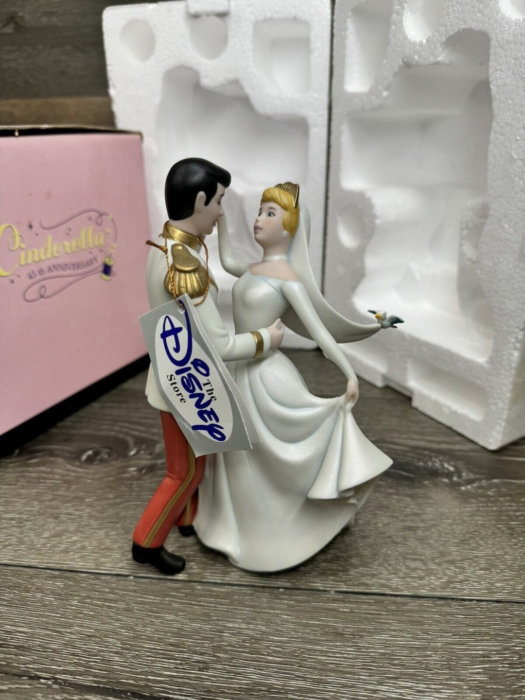 WDCC Cinderella and Prince Charming Wedding Figurine 45th Anniversary 7 ...