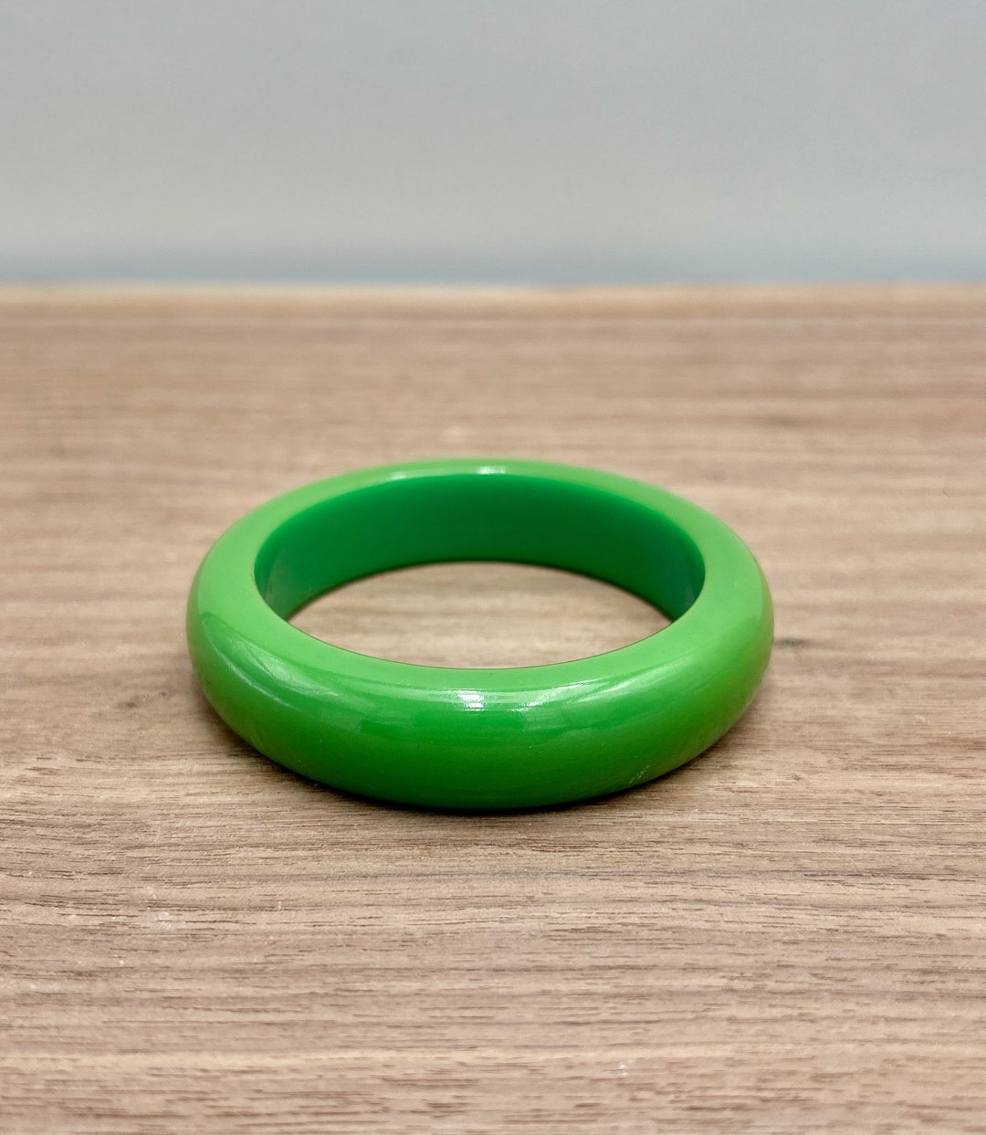 Bakelite Bright Green Thick Rounded Edge Bangle - Etsy