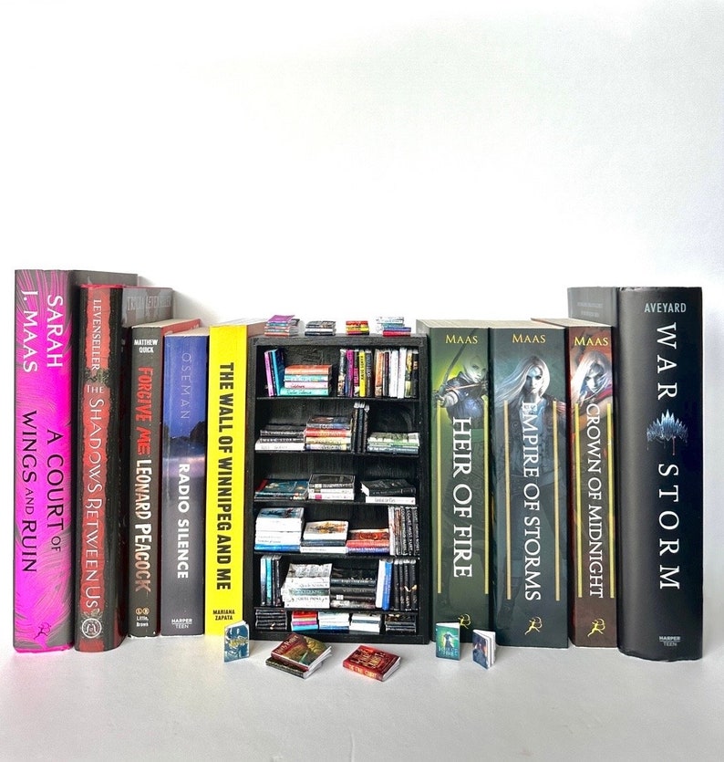 Customizable Mini Bookshelf: 50 Mini Books, Book Nook Decor, Perfect ...