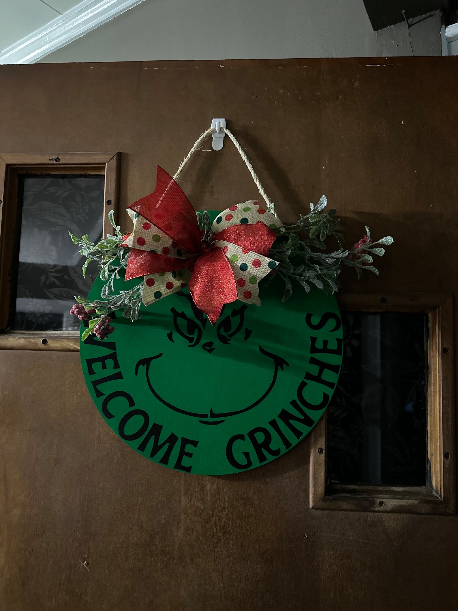 Grinch Welcome Sign - Etsy