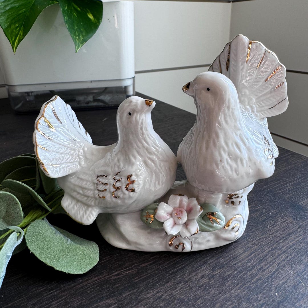 Vintage Porcelain Gold Gilt Turtle Doves Figurine - Wedding, Love, Boho ...