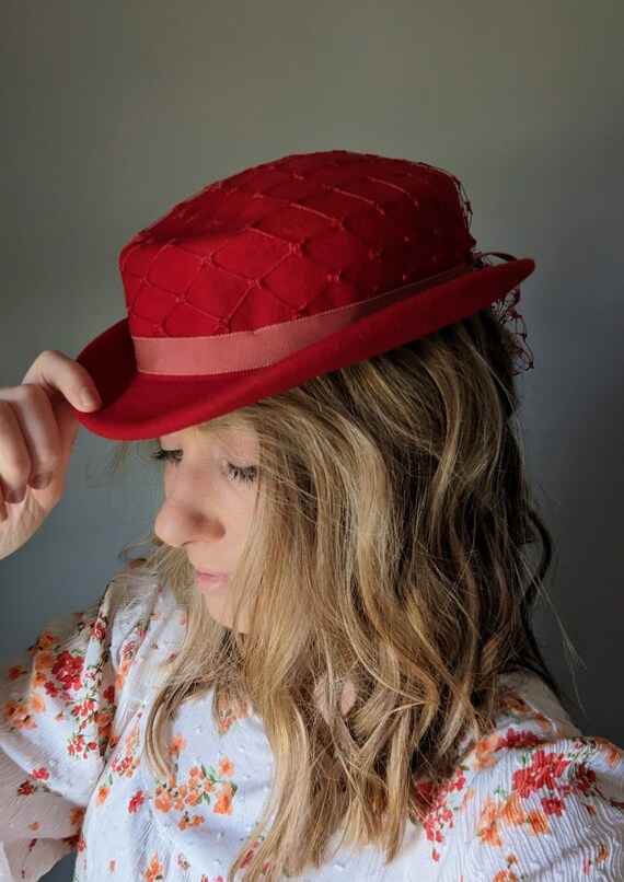 vintage red wool felt - Gem