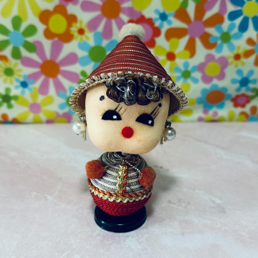 Vintage Japanese Kokeshi Bobblehead Doll W/magnetic Bottom, Collectible ...