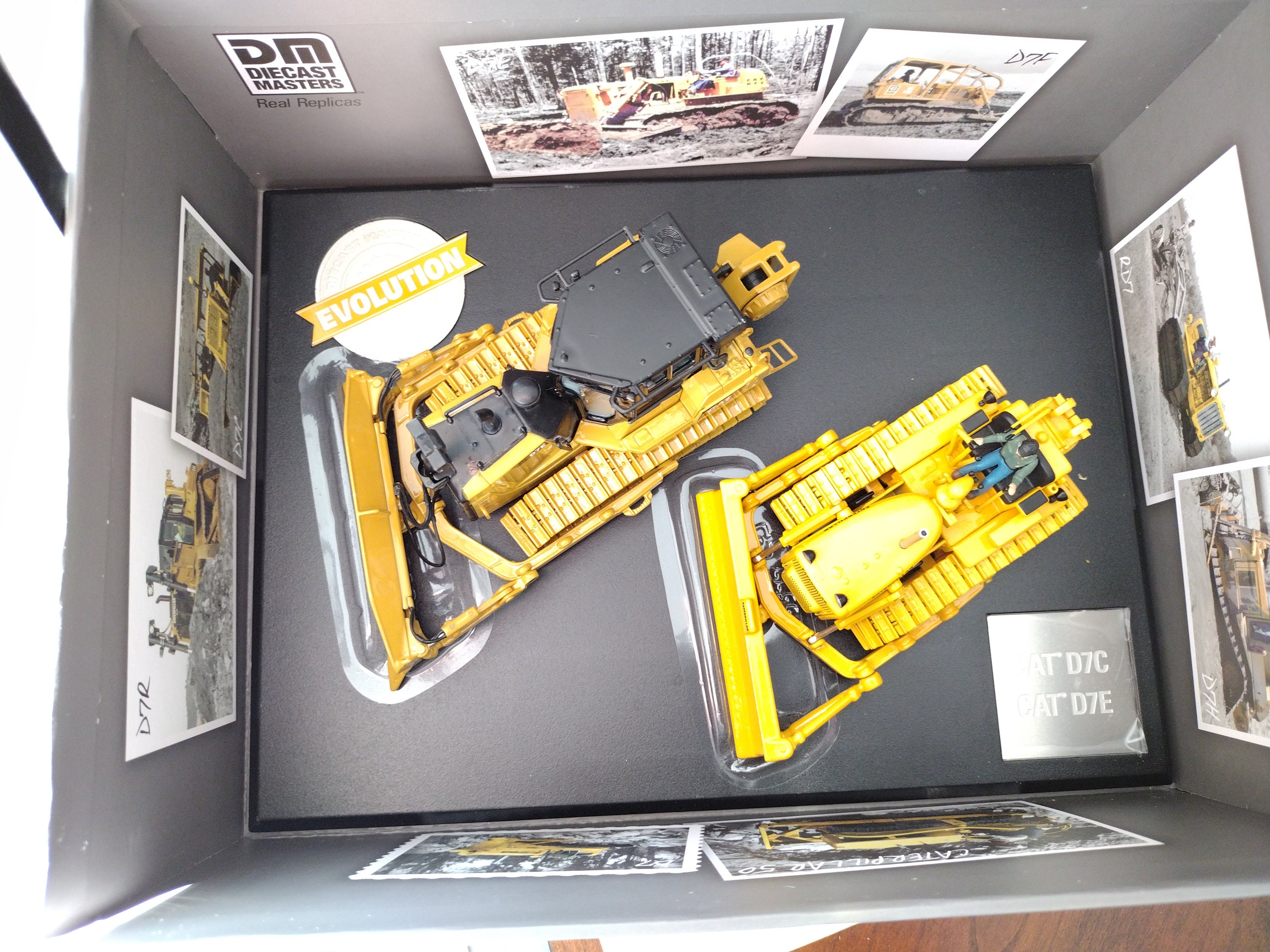 1 50 Scale D7c Dozer And D7e Dozer On Plaque Caterpillar Etsy Australia