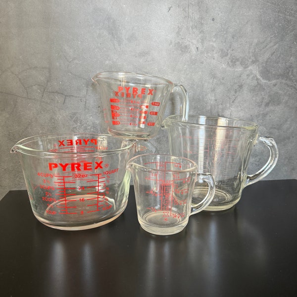Pyrex 2 Cup Measuring Cup Vintage - Etsy