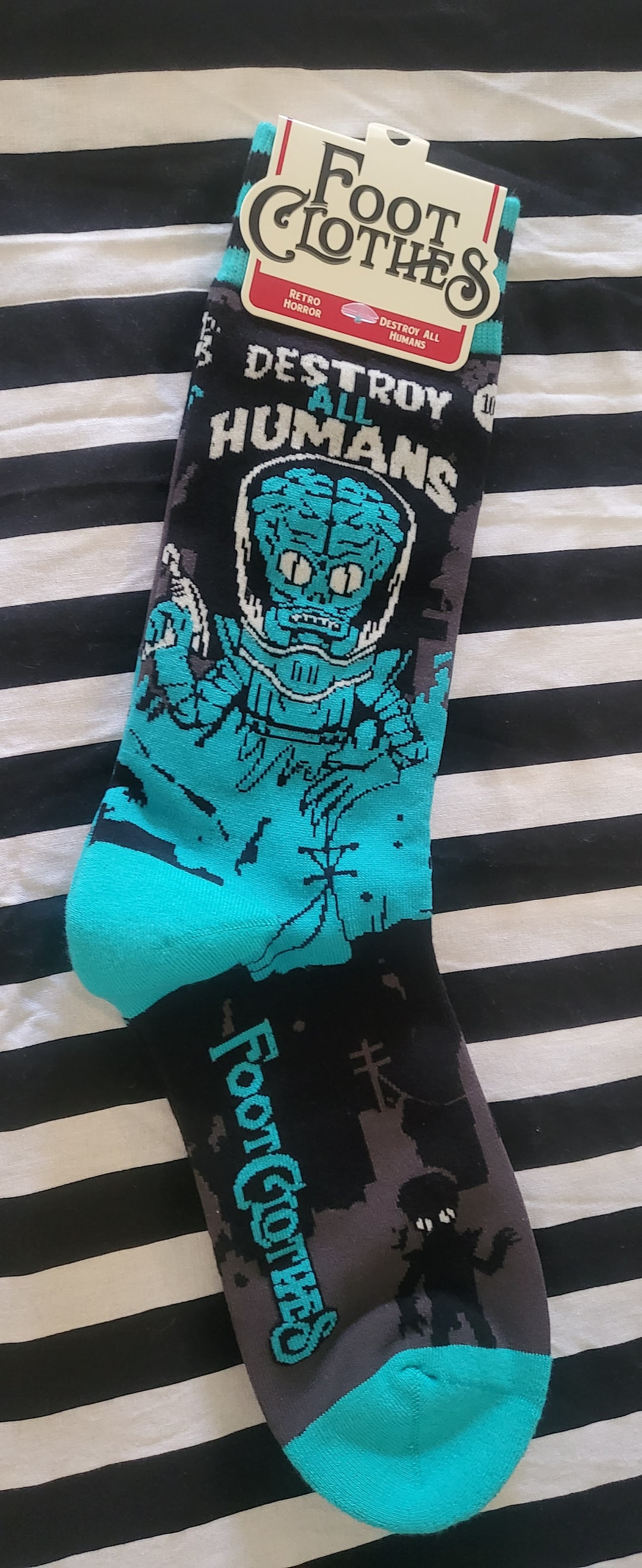 Alien Attack Humans Socks/crew Socks/fun Socks/sci-fi Socks - Etsy