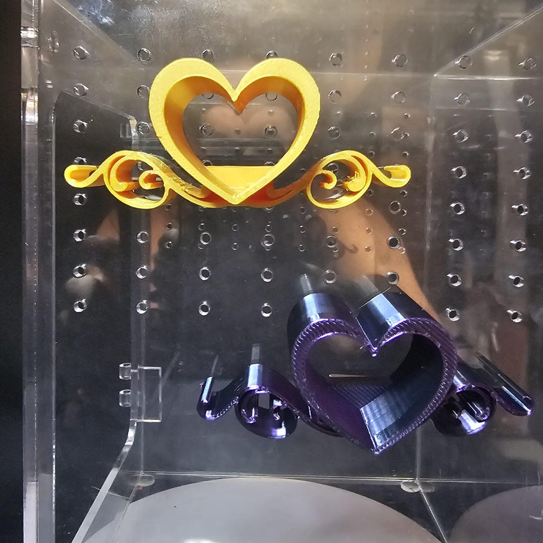 3D Printed Elegant Heart Jumping Spider Hide - Etsy