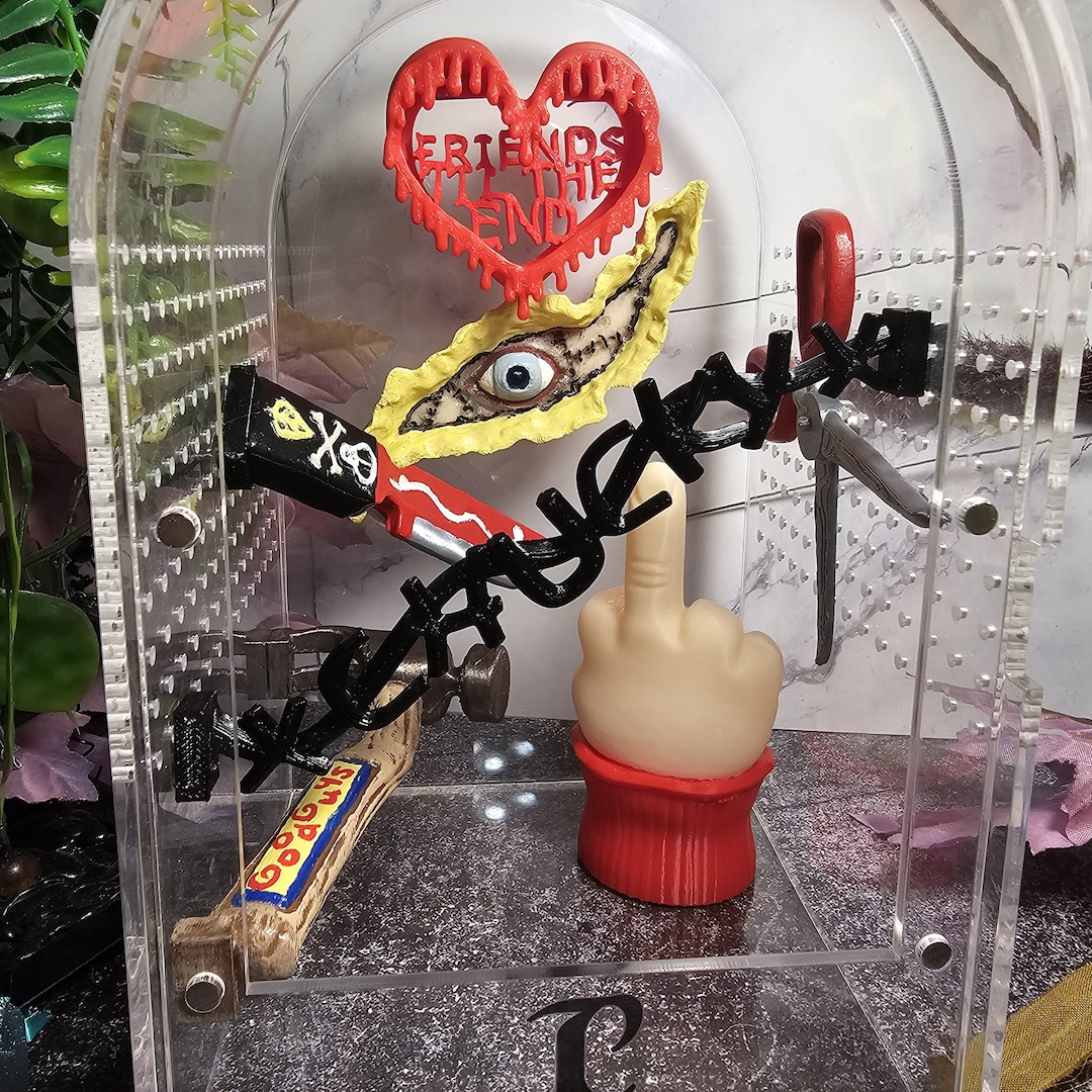 3D Printed and Handpainted "chucky" Jumping Spider Enclosure Decor Set ...