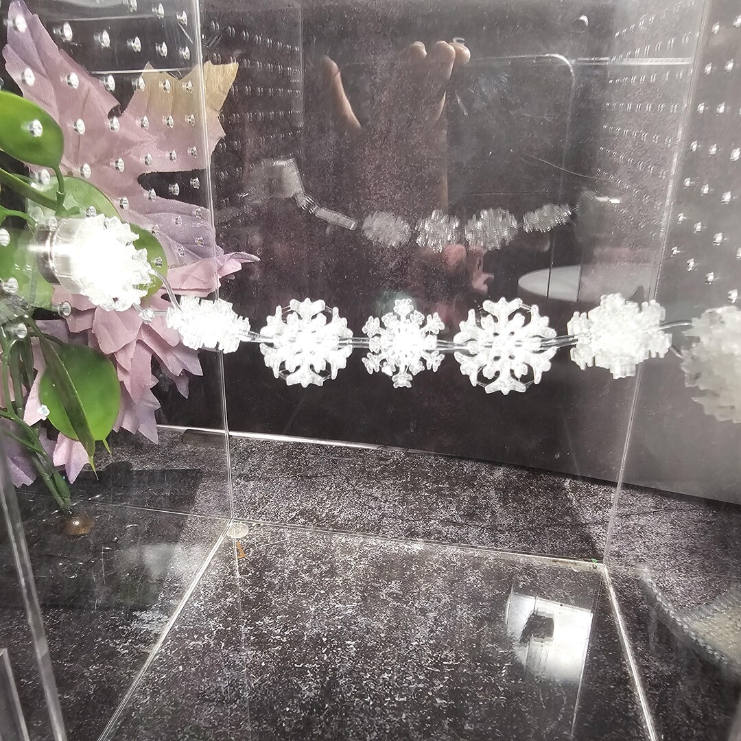 3D Printed Magnetic Snowflake Bridge Jumping Spider Enclosure - Etsy