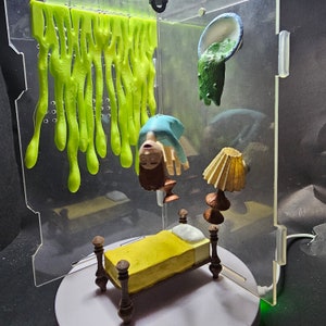 3D Printed and Handpainted "the Exorcist" Jumping Spider Enclosure ...
