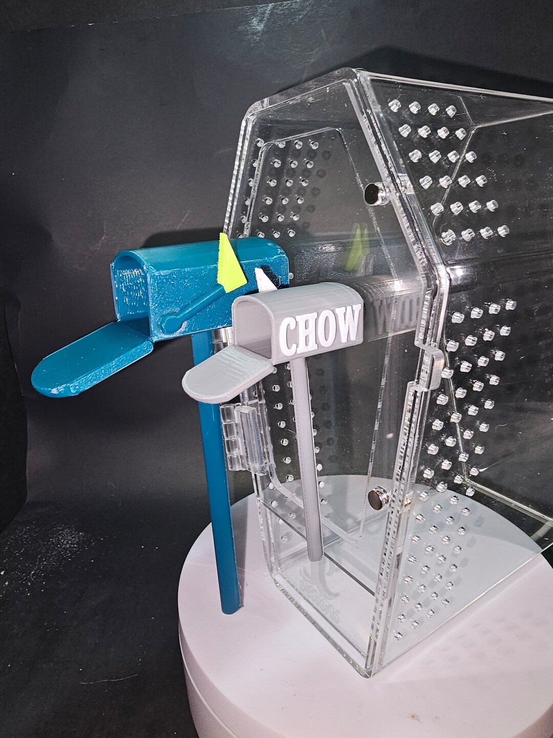 3D Printed Magnetic Sling Mailbox Spider Hide - Etsy