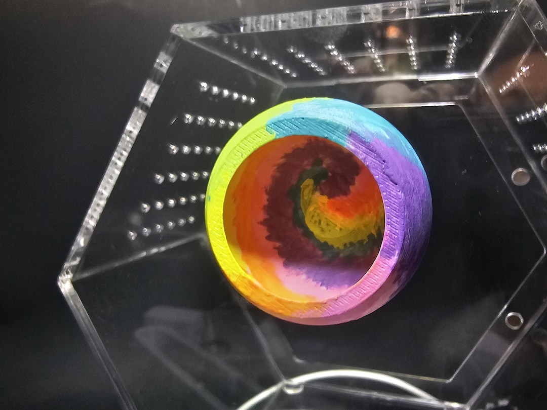 3D Printed Magnetic Hand-painted Tie Dye Sphere Jumping Spider Hide - Etsy