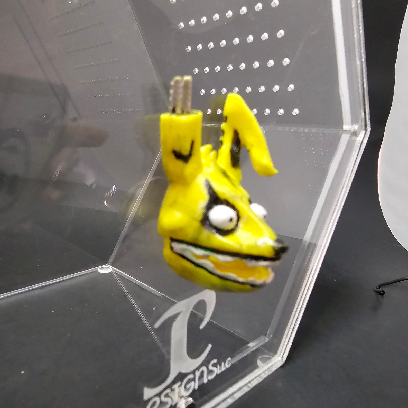 3D Printed FNAF Inspired Springtrap Mask Magnetic Jumping Spider Hide ...
