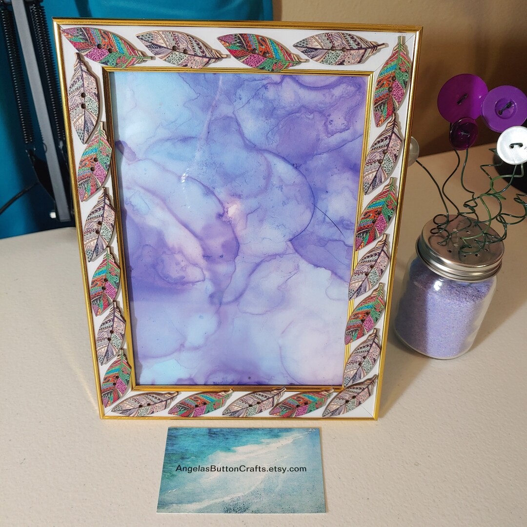 Leaf Shaped Button Picture Frame - Etsy