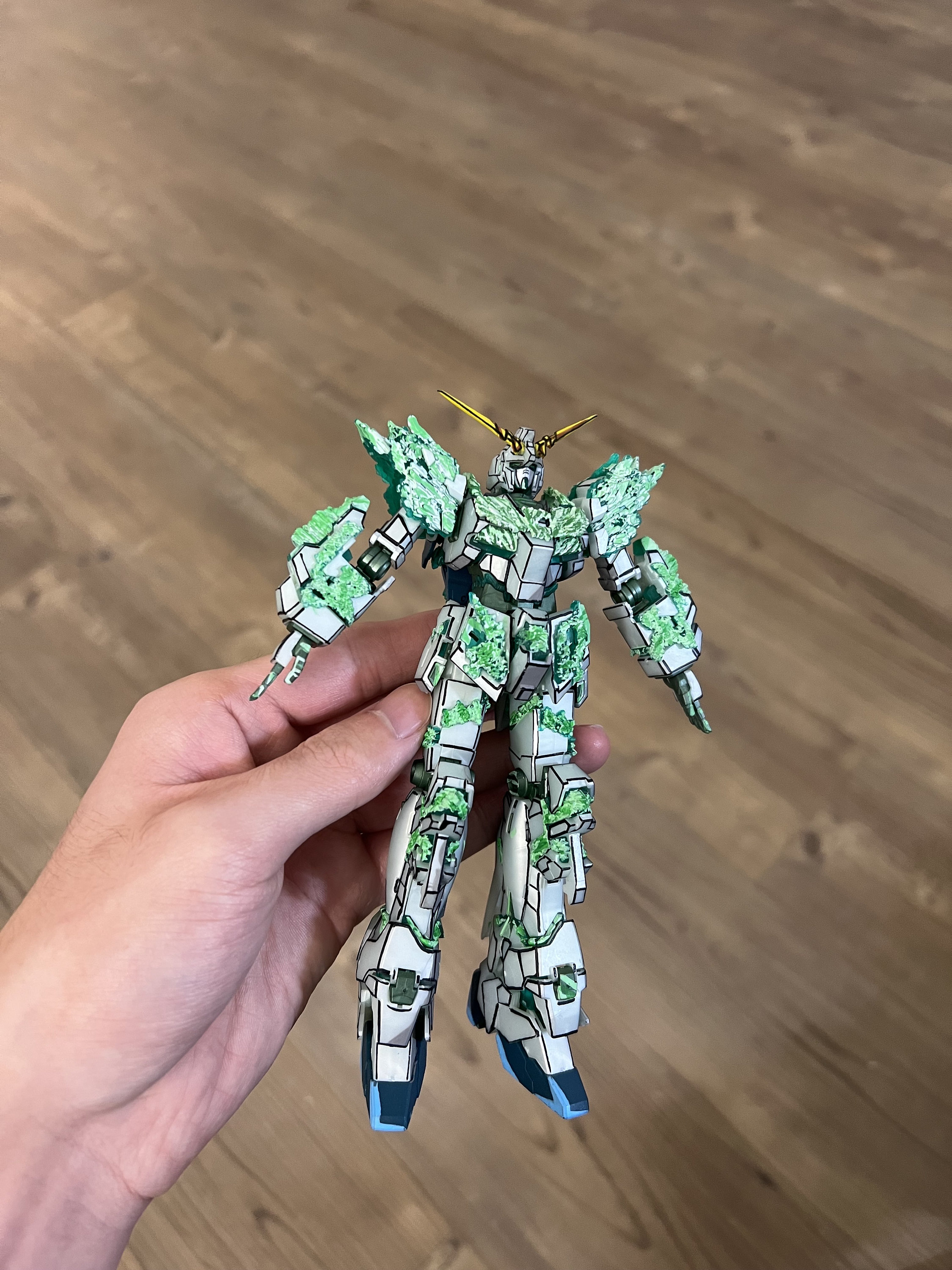 Bandai HG Unicorn Luminous Crystal Gundam Base Limited PB Cel Shading ...