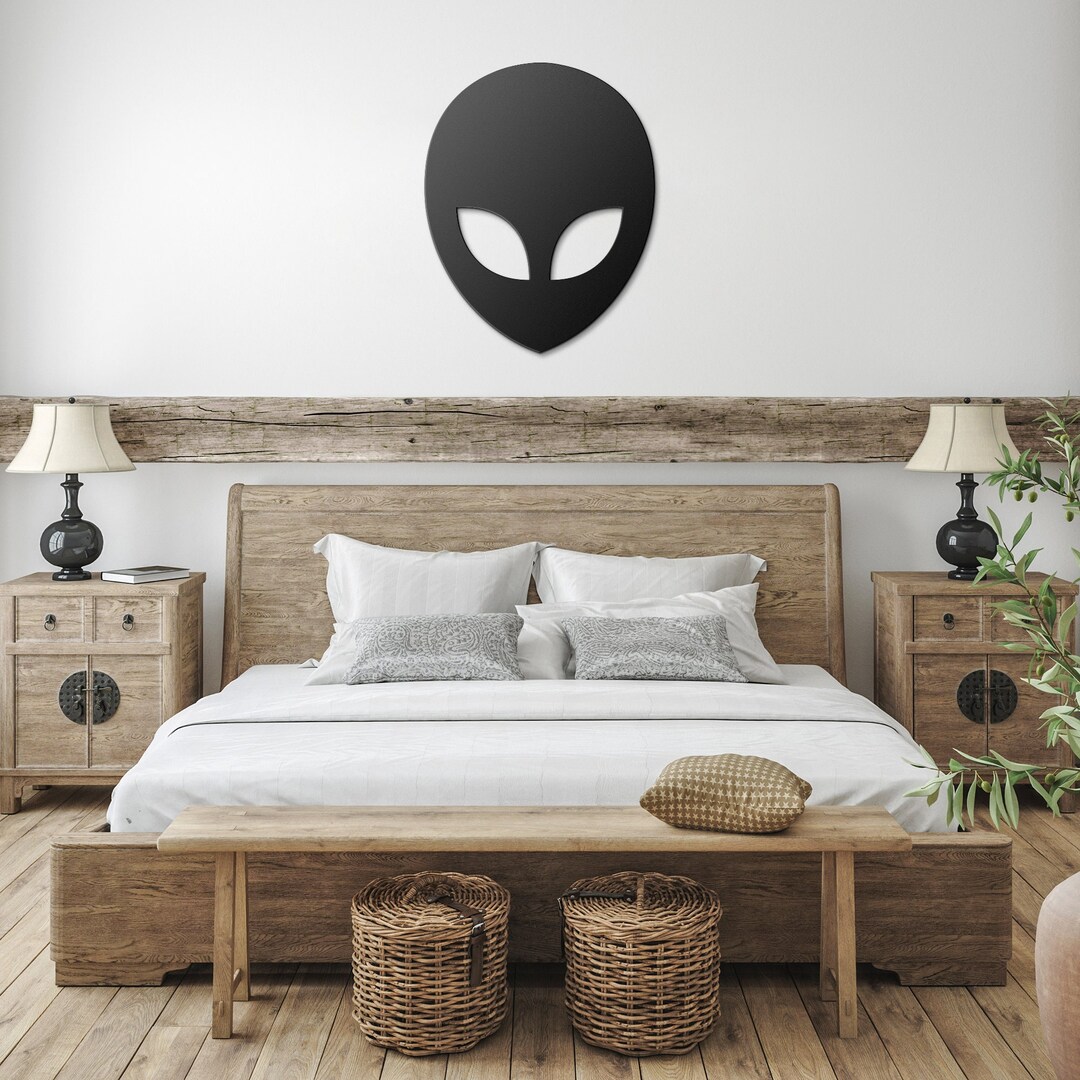 Alien Metal Art | Aliens Wall Decor | Aliens Gifts | Aliens Stuff ...
