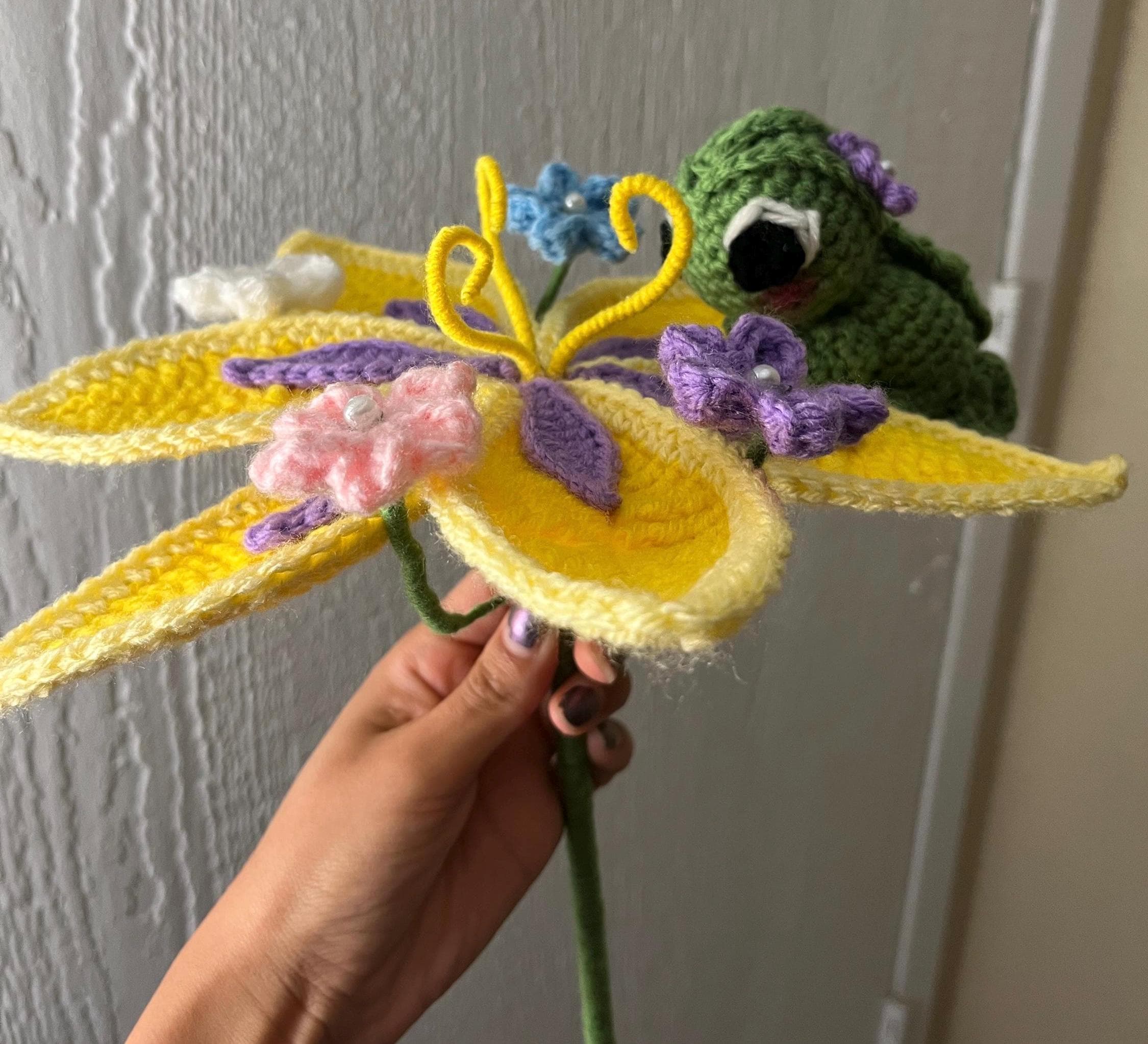 Crochet Tangled Sundrop Flower and Pascal - Etsy