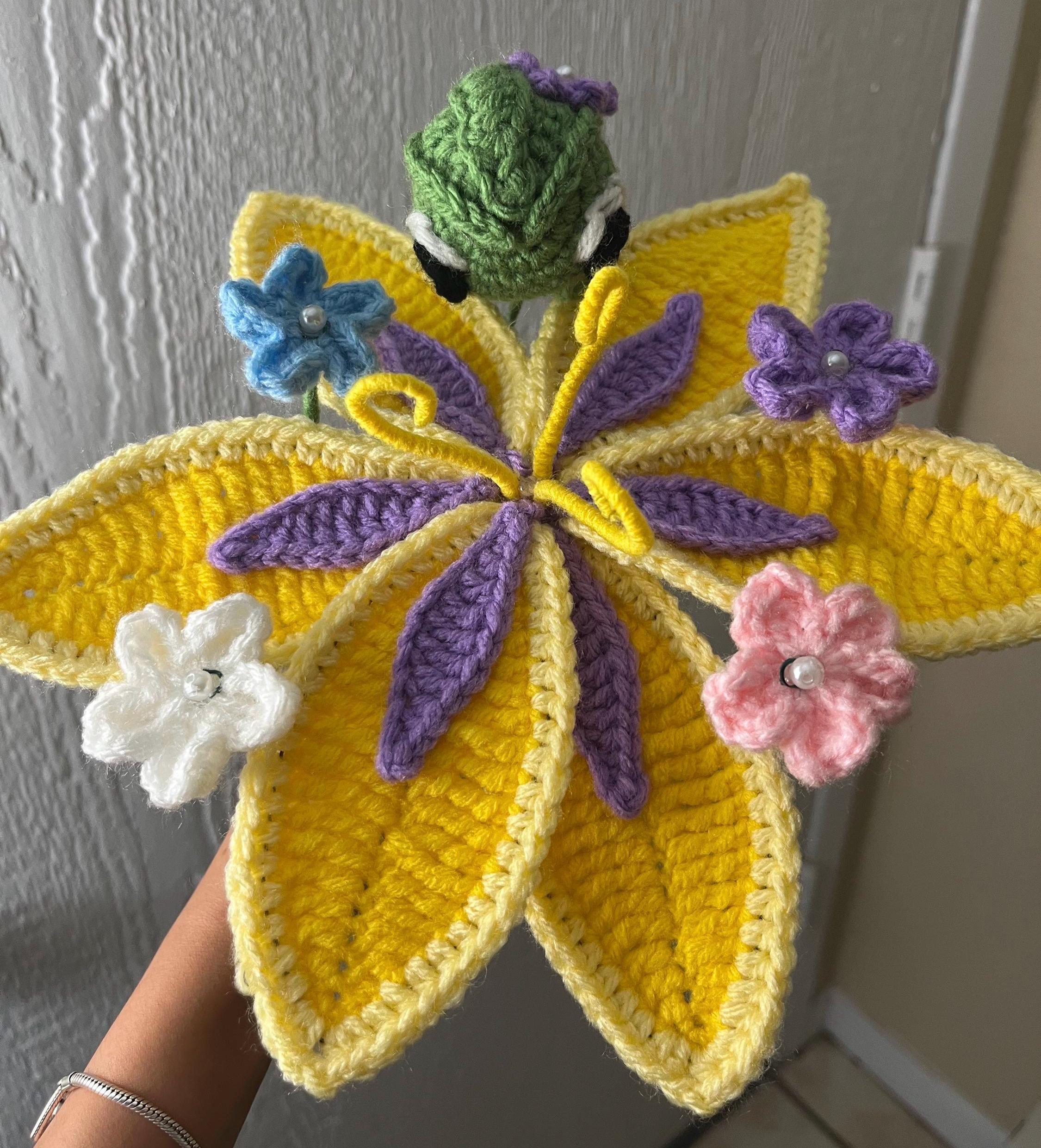Crochet Tangled Sundrop Flower and Pascal - Etsy