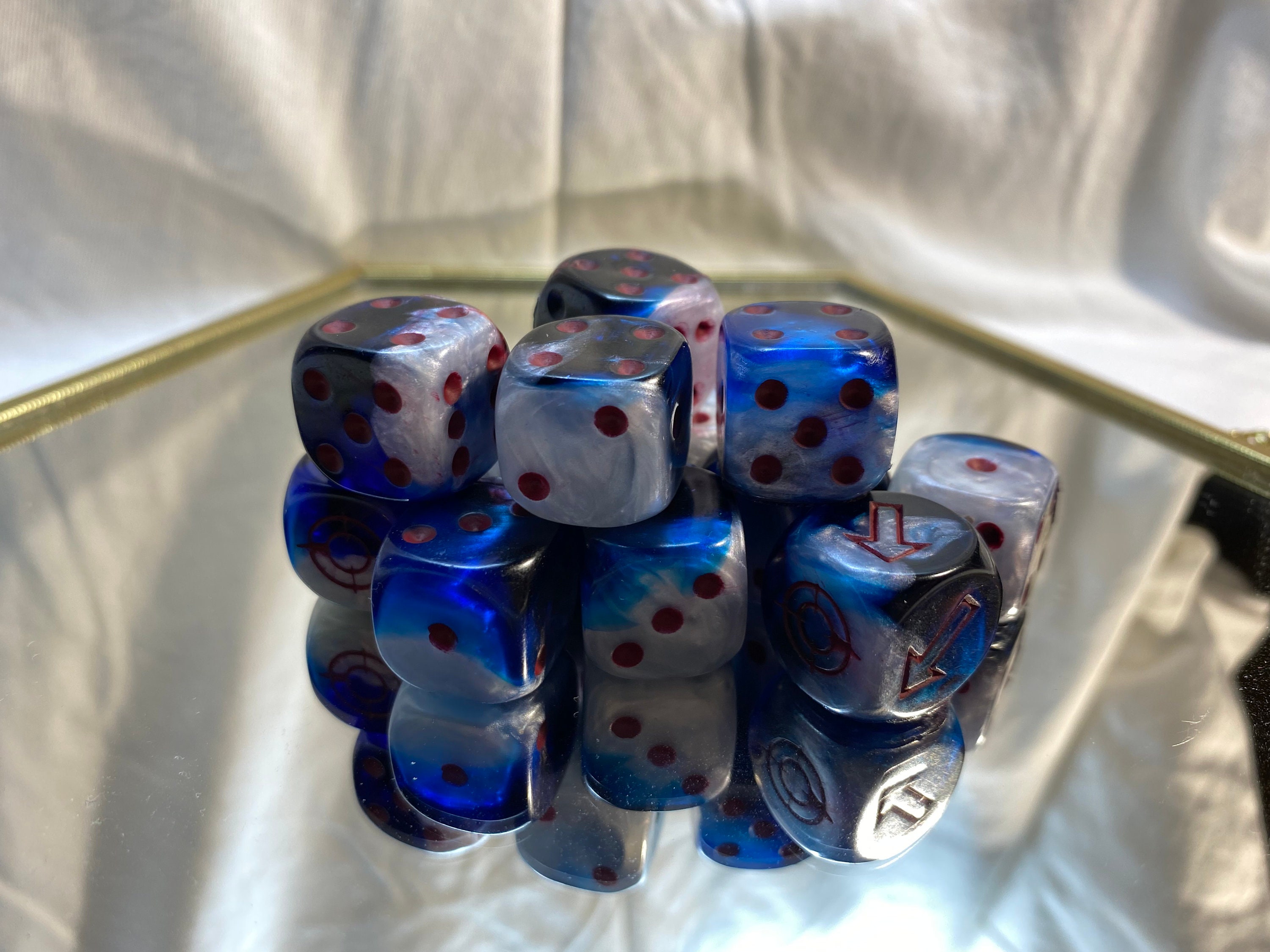 Made to Order Custom Colour Resin Horus Heresy Dice Set - Etsy