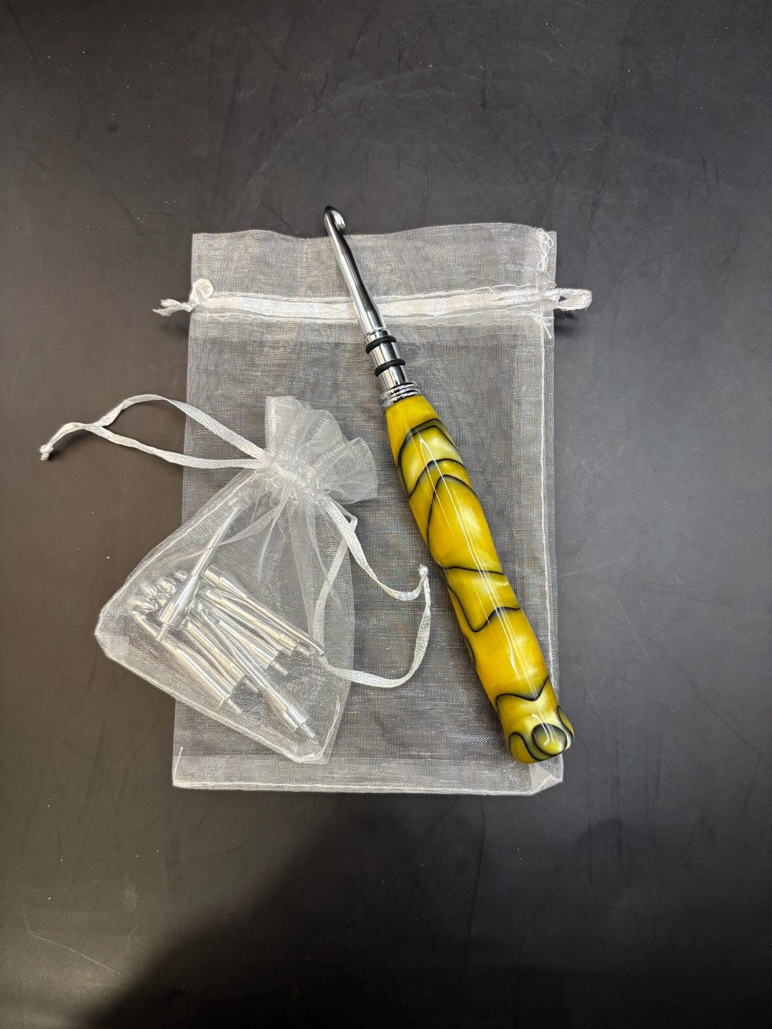 Ergonomic Crochet Hook Set in Honey and Black Resin With Interchangeable Crochet Hooks - Etsy