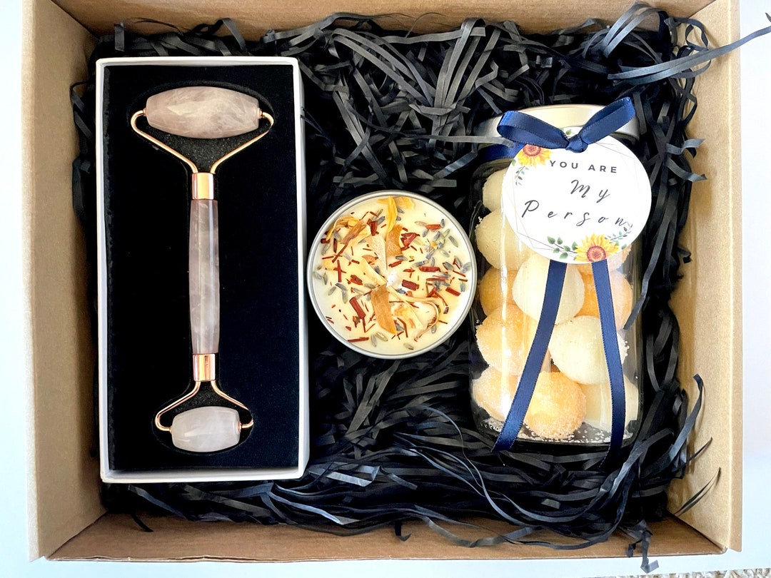 Best Friend SPA GIFT Set / Rose Quartz Facial Roller Set / Sugar Scrub ...