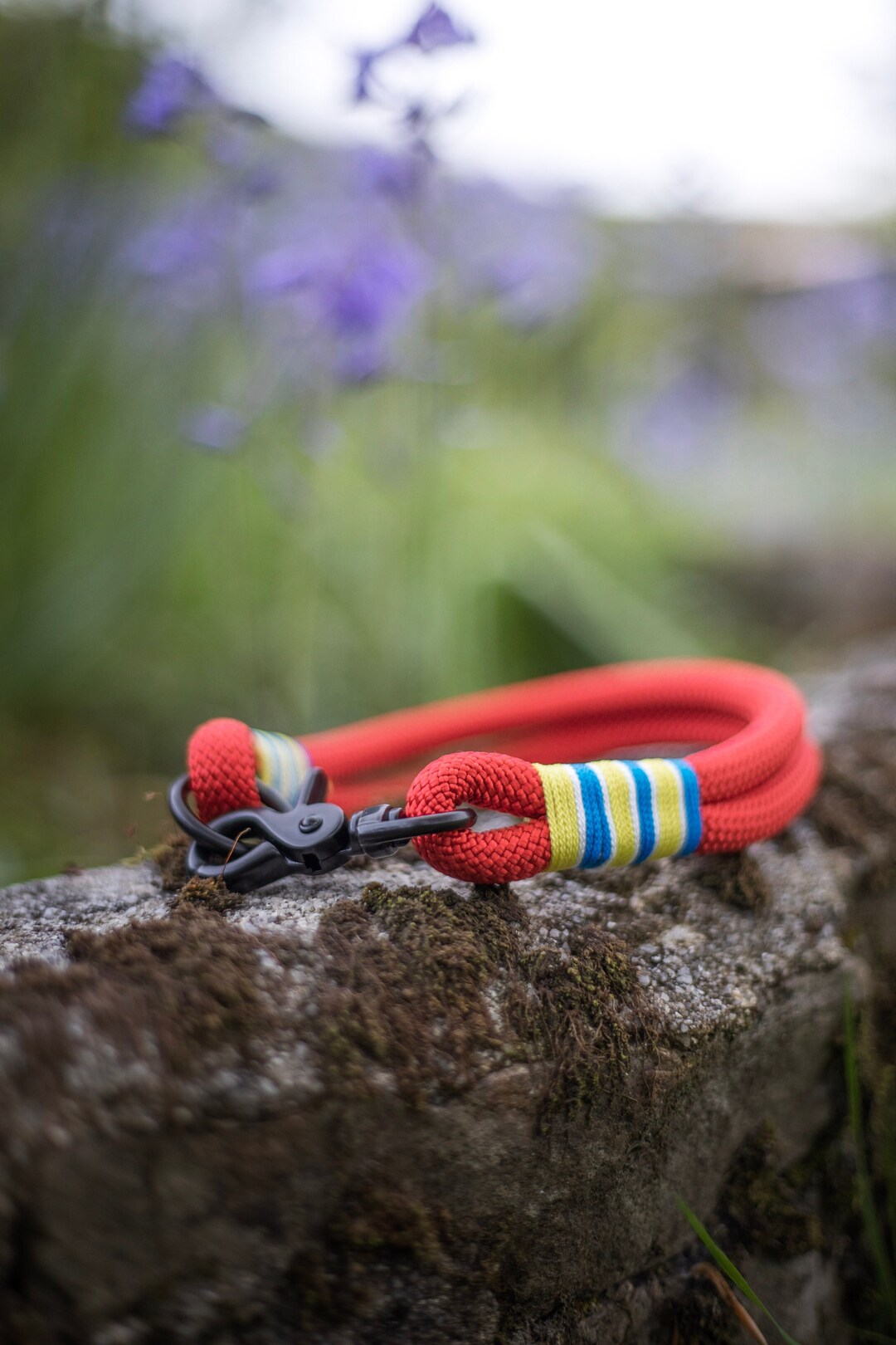 The Scarlet Macaw Collar Red Handmade Dog Leads and Collars Paracord ...