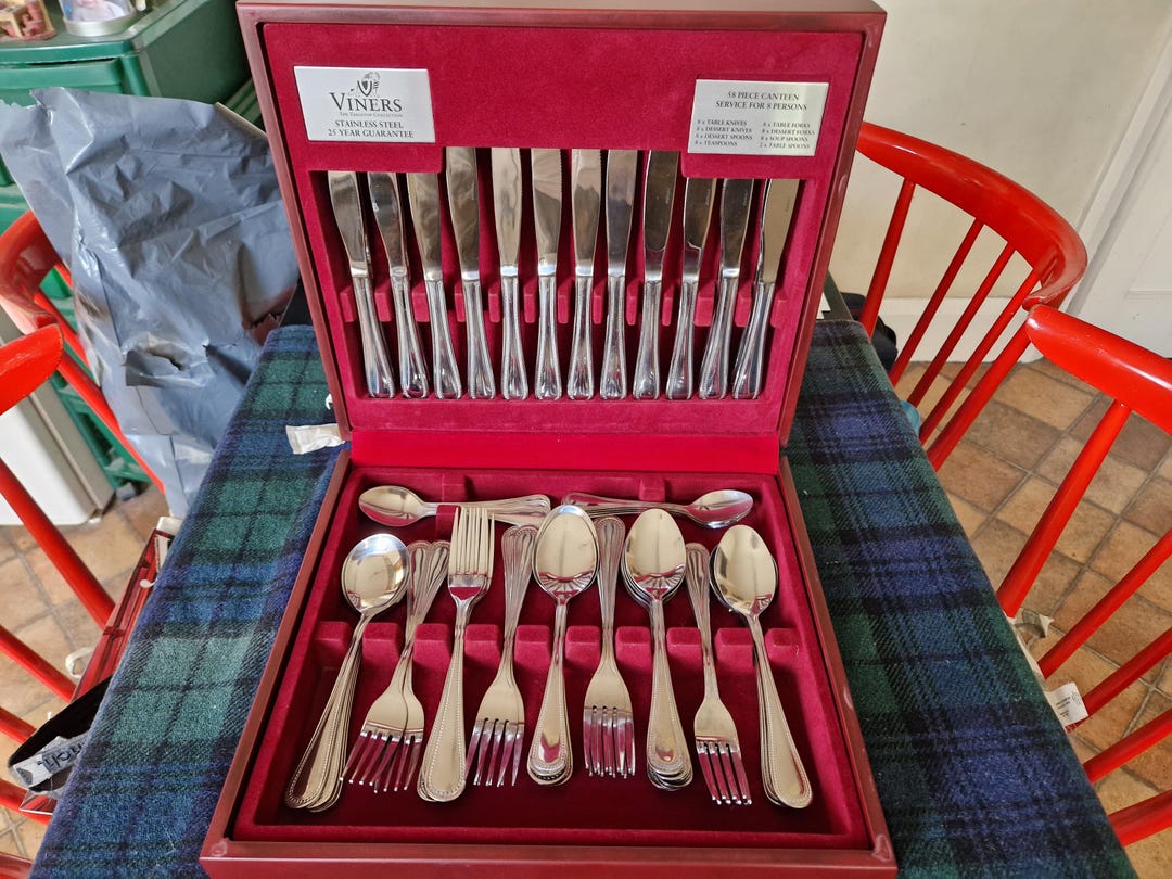 Glorious Vintage Wooden Westbury Canteen of Bead Pattern Cutlery - 58 ...