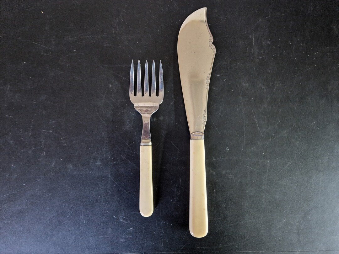 Vintage Faux Bone Handled Fish Servers - Etsy
