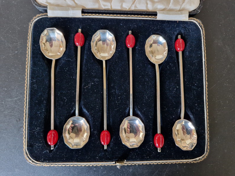 Vintage Boxed Set of Scalloped Red Coffee Bean Spoons X 6 - Etsy