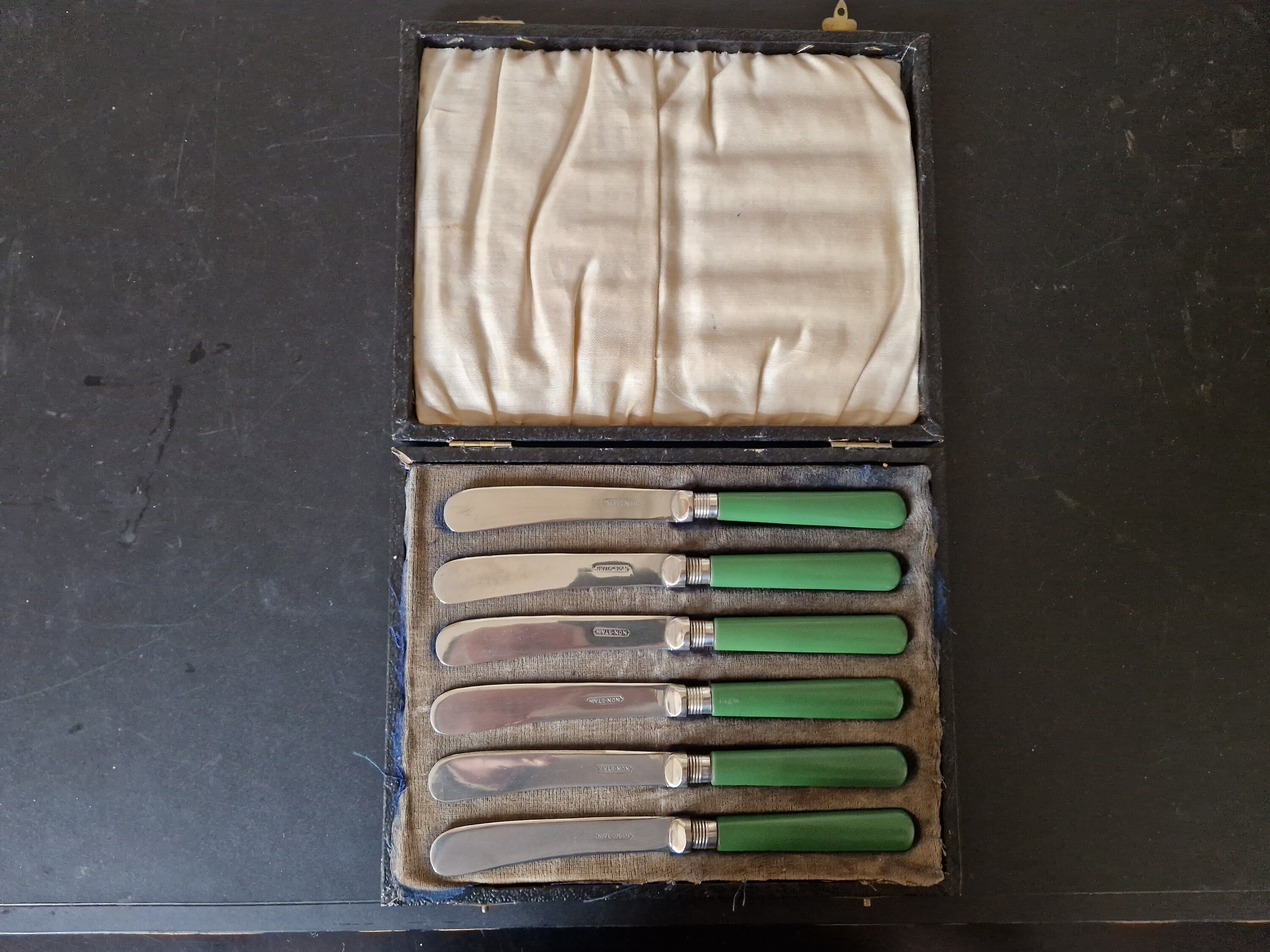Vintage Boxed Set of Green Handled Tea/ Butter Knives X 6 - Etsy