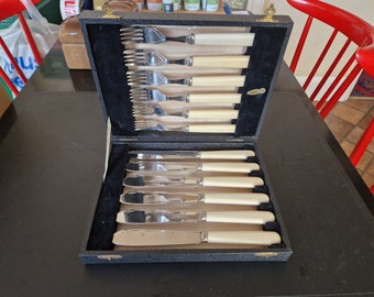 Vintage Boxed Set of EPNS Faux Bone Handled Fish Cutlery - Etsy