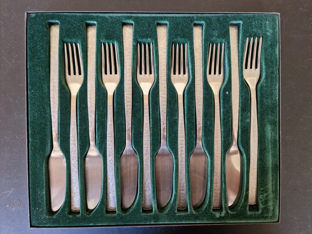 Vintage Boxed Set of Viners Studio Pattern Fish Cutlery - 12 Pieces - Etsy