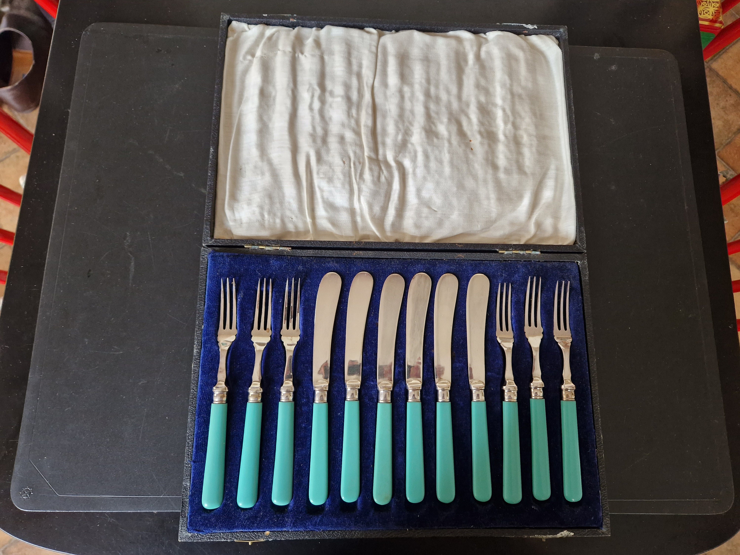 Vintage Boxed Set of Baby Blue Handled EPNS Butter/ Tea Knives - Etsy