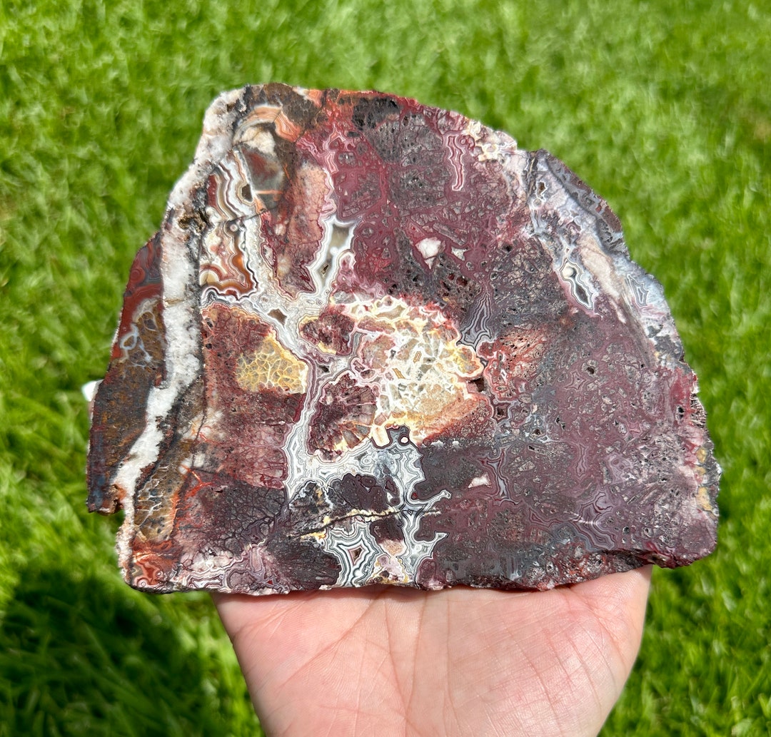Gorgeous Mexican Crazy Lace Agate Slab Sparkly Druzy Pockets Raw Edge ...