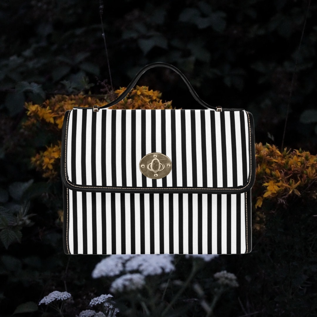 Cute Gothic Crossbody | Spooky Shoulder Bag | Goth Style Handbag ...