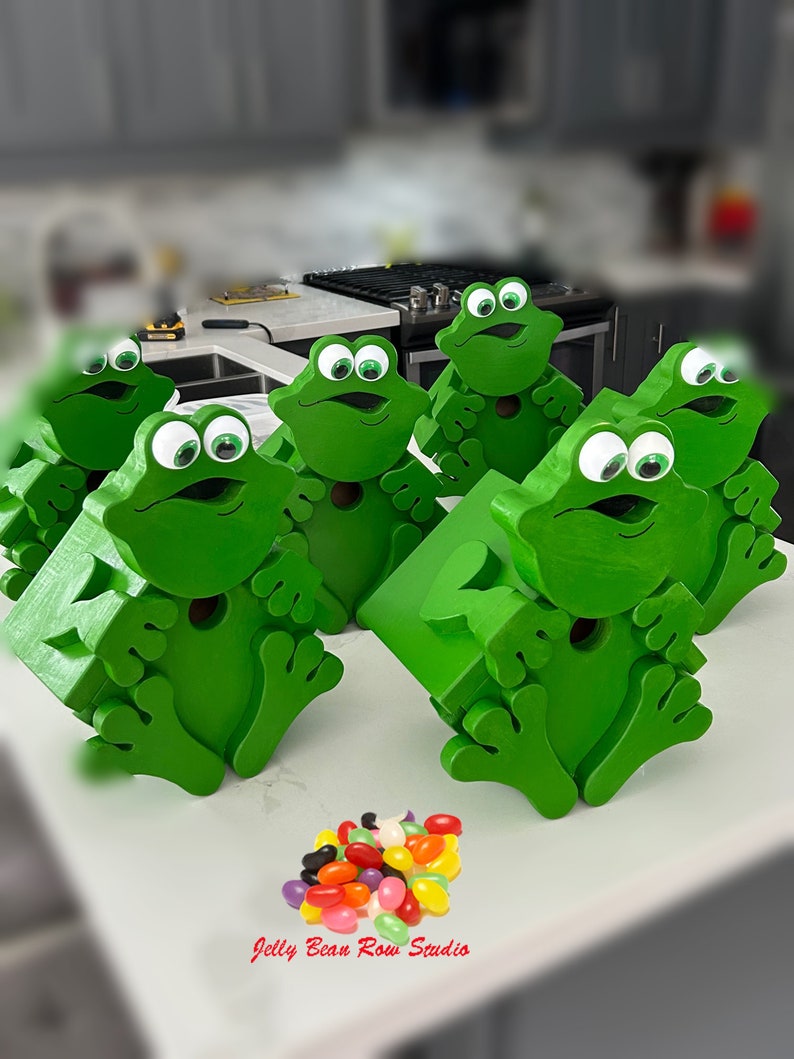 Kermit Frog Bird House - Etsy