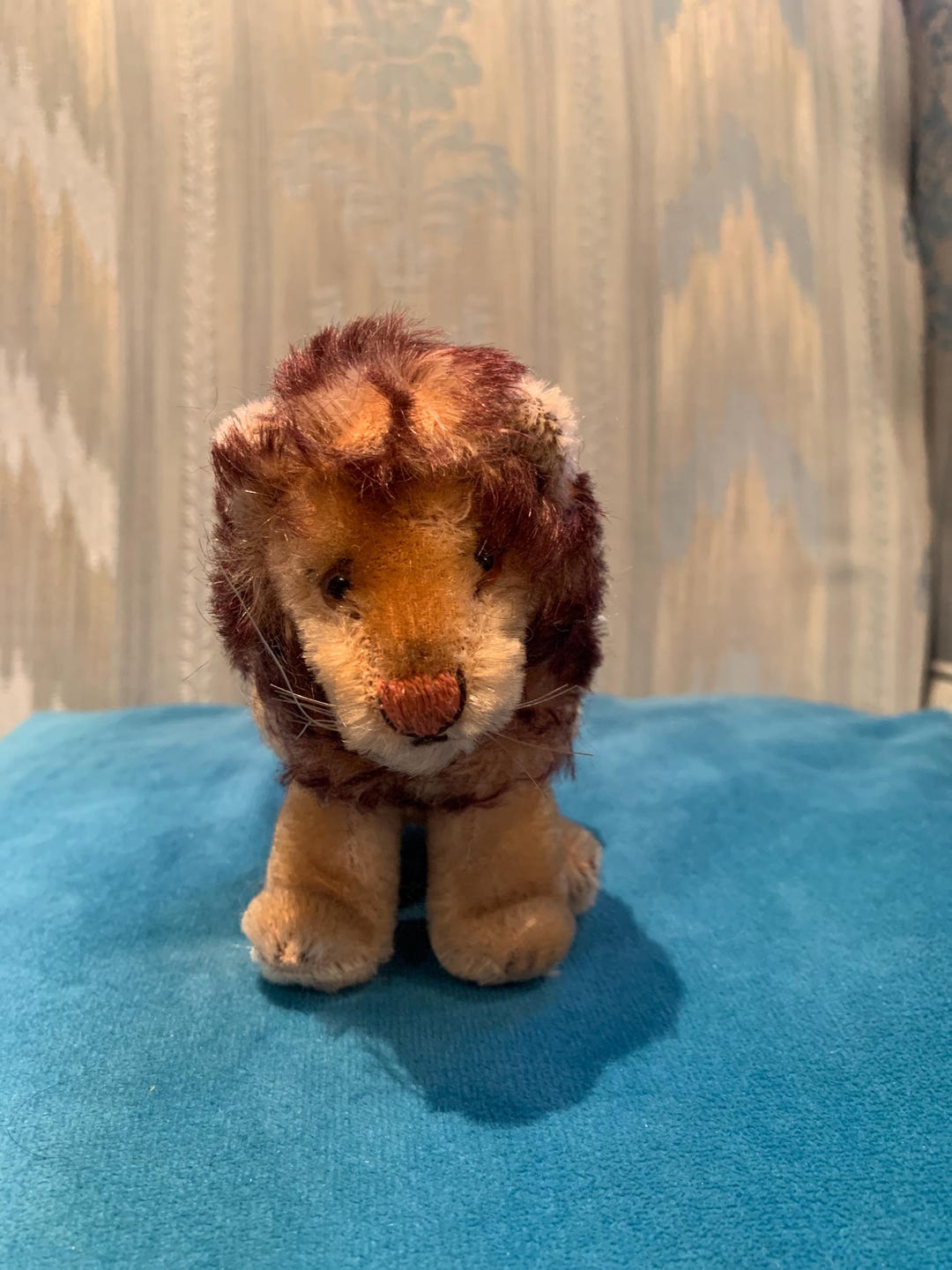 Old Steiff Plush Toy Leo Lion Sitting With Glass Eyes From the 1950s ...