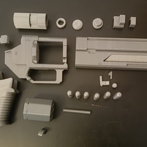 Helldivers 2 Senator Revolver Cosplay Prop - Etsy