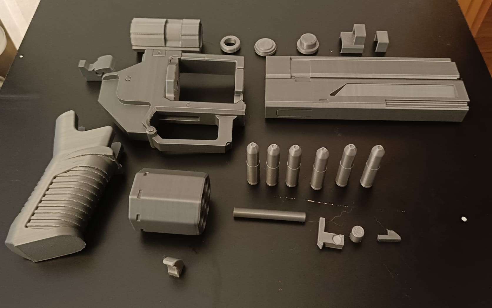 Helldivers 2 Senator Revolver Cosplay Prop - Etsy