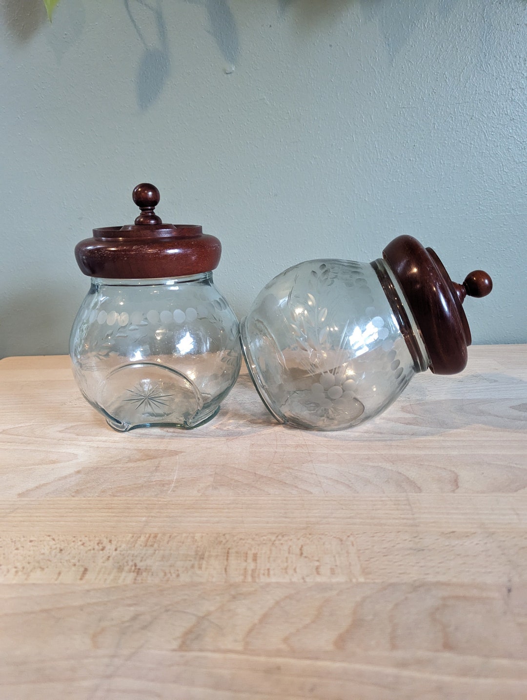 2 Vintage Glass Screw Top Lid Candy Jar Matching Cookie Flower Etched ...