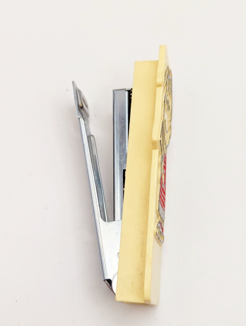 Vintage Linus Van Pelt Mini Stapler Charlie Brown Schulz Peanuts Japan ...