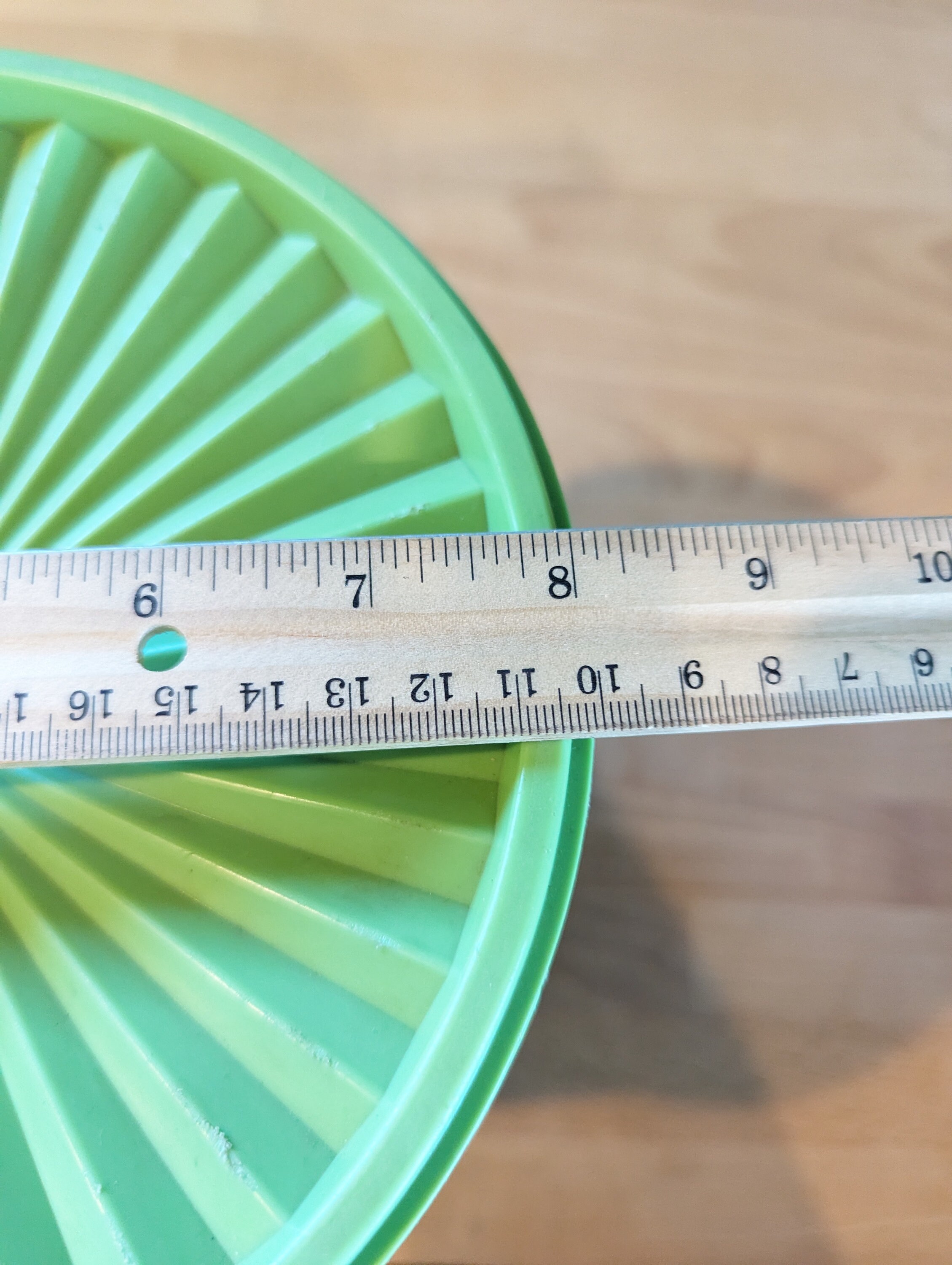 Vintage Tupperware Candy Apple Avocado Canister Sunburst Servalier MCM ...