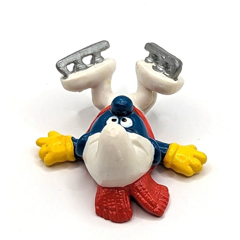 Vintage 1979 Clumsy Smurf Falling Ice Skating Skates Schleich Peyo ...