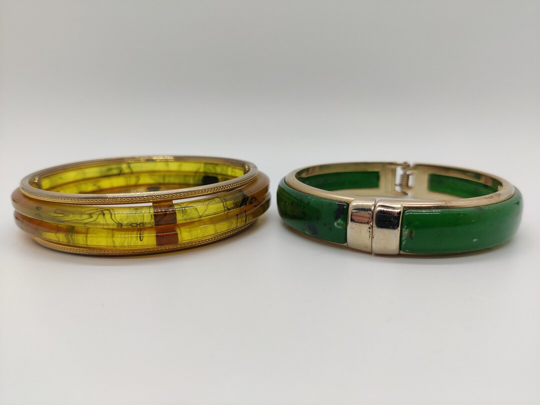 Pair of Resin Hinged Bangles - Etsy