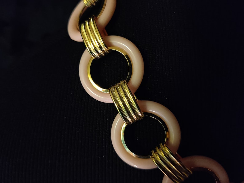 Mod 1960s Pink Link Toggle Necklace - Etsy