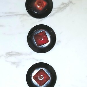 Deco 5 Black and Red Buttons - Etsy
