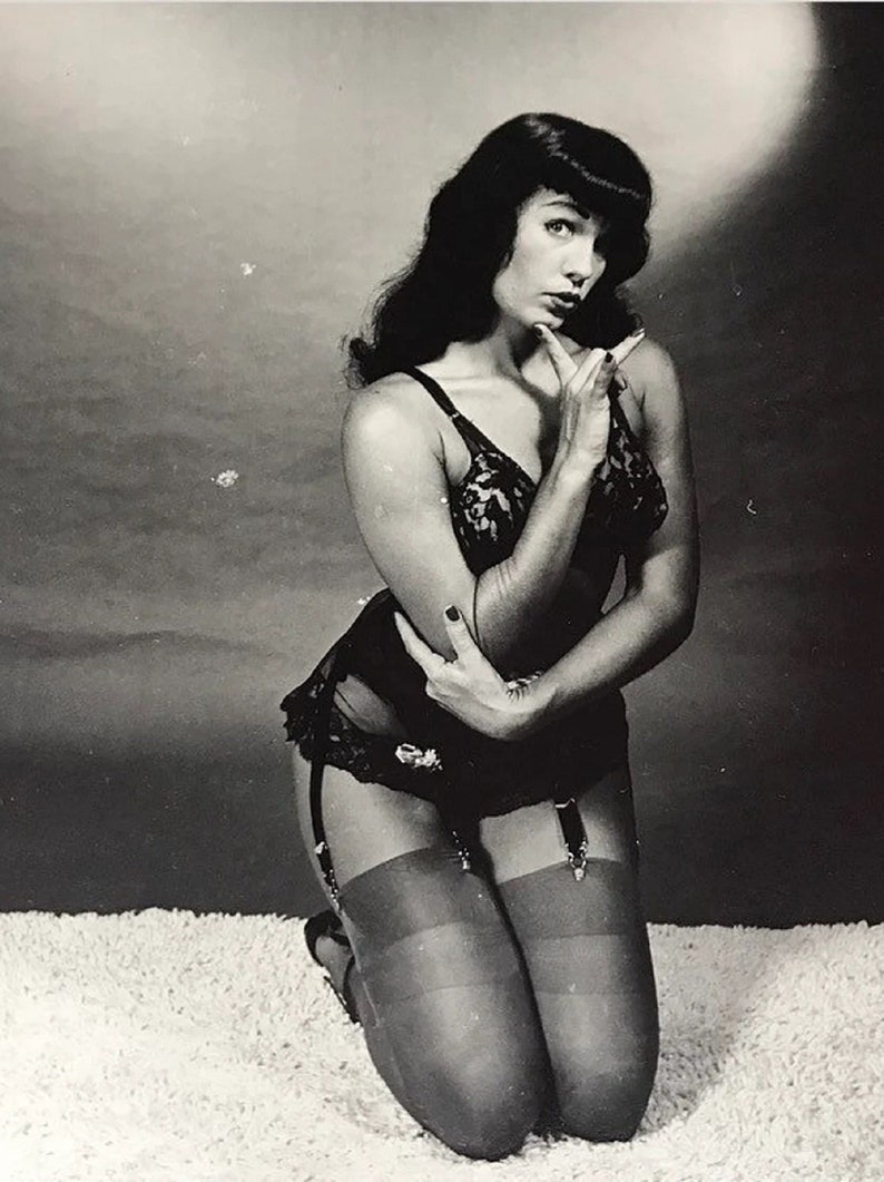 Iconic Sexy 1950s Actress And Model Bettie Page Queen Of The Etsy